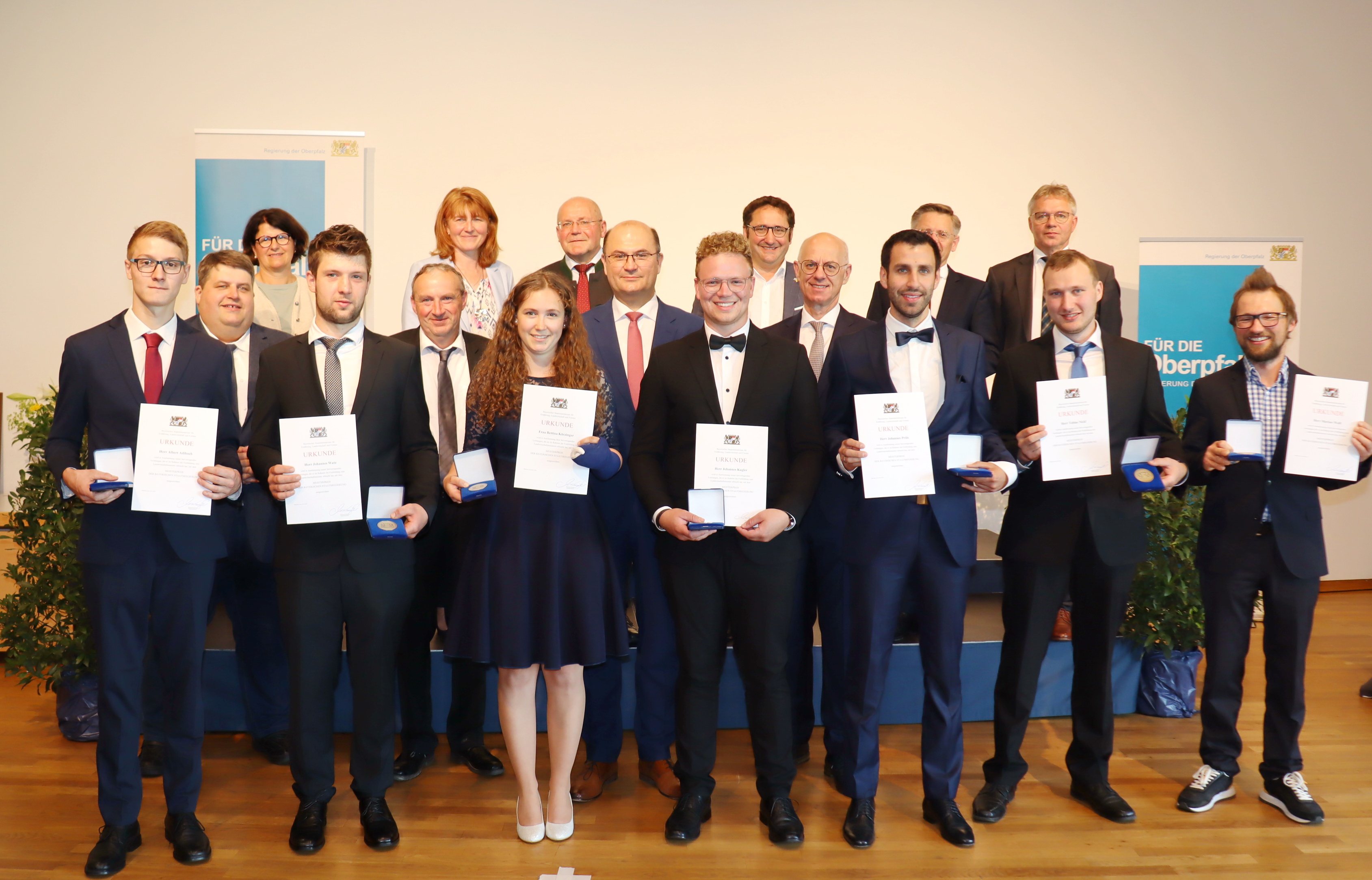 Feierliche Verleihung der Meisterbriefe und Meisterpreise - Regierung der Oberpfalz